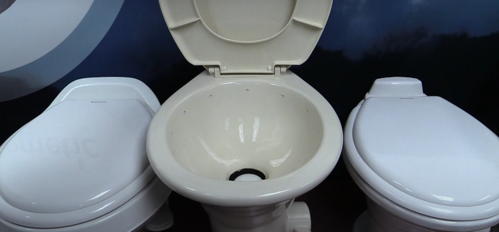 Top 5 Best RV Toilets [November 2023 Review] - RVProfy