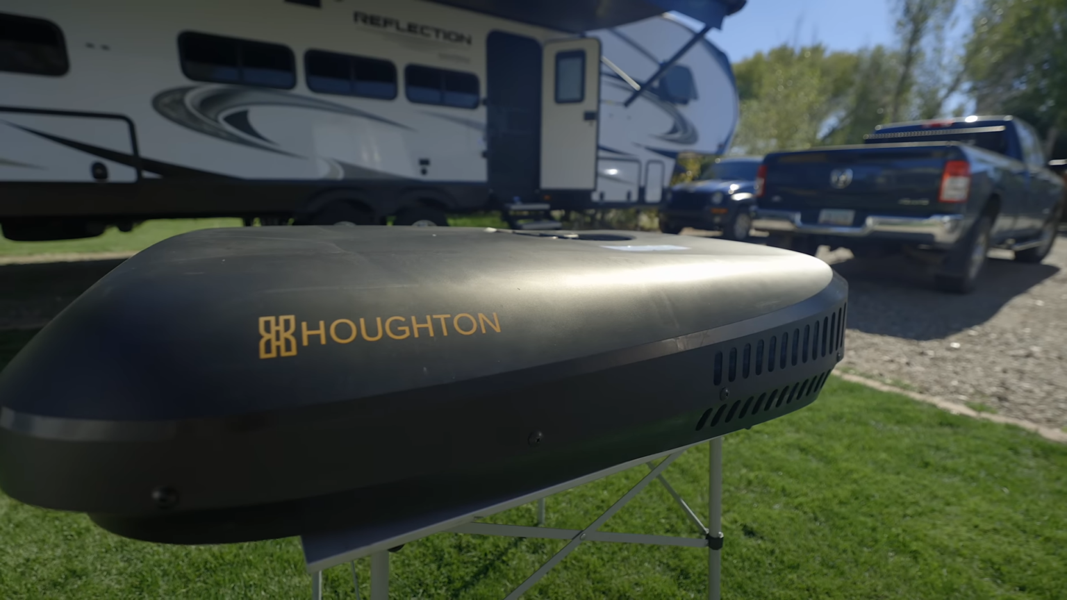 Ducted vs. Non-Ducted RV AC: What’s the Difference? - RVProfy