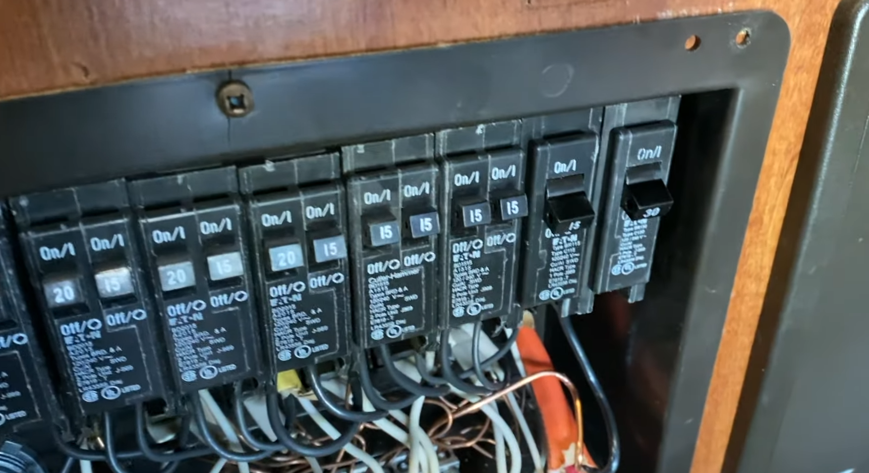 How to Install an RV Inverter? - RVProfy