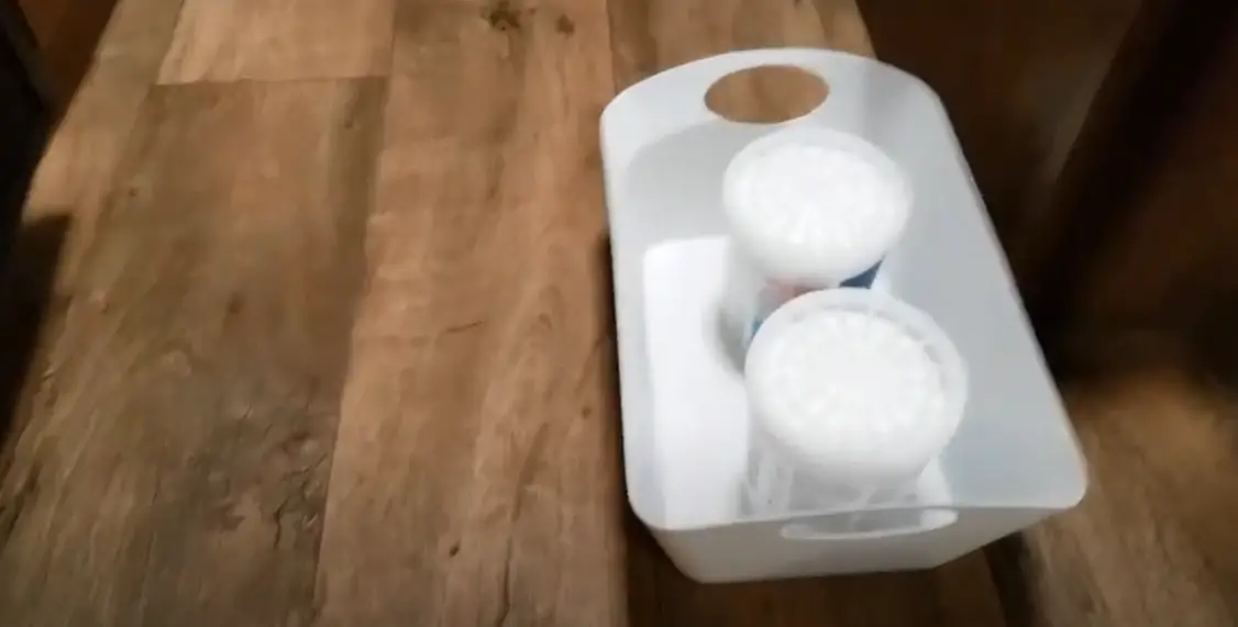 How to Keep Snow Off RV Roof? - RVProfy