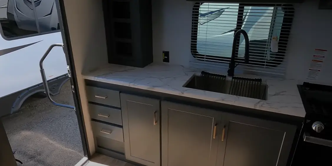 RV Outdoor Kitchen Ideas - RVProfy